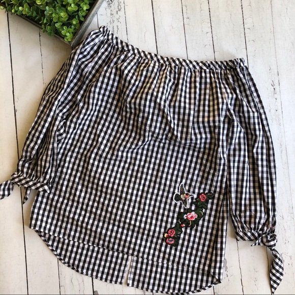 Mishca | Tops | Mishca Gingham Top With Tie Sleeves | Poshmark